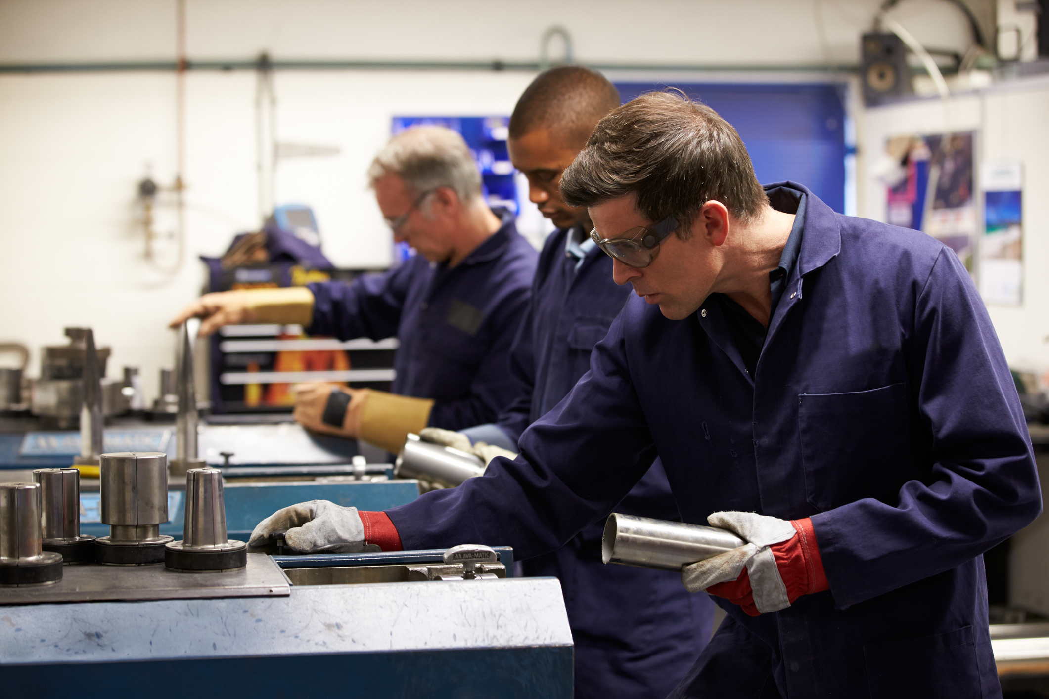 Engineering degree apprenticeships | PMT Education