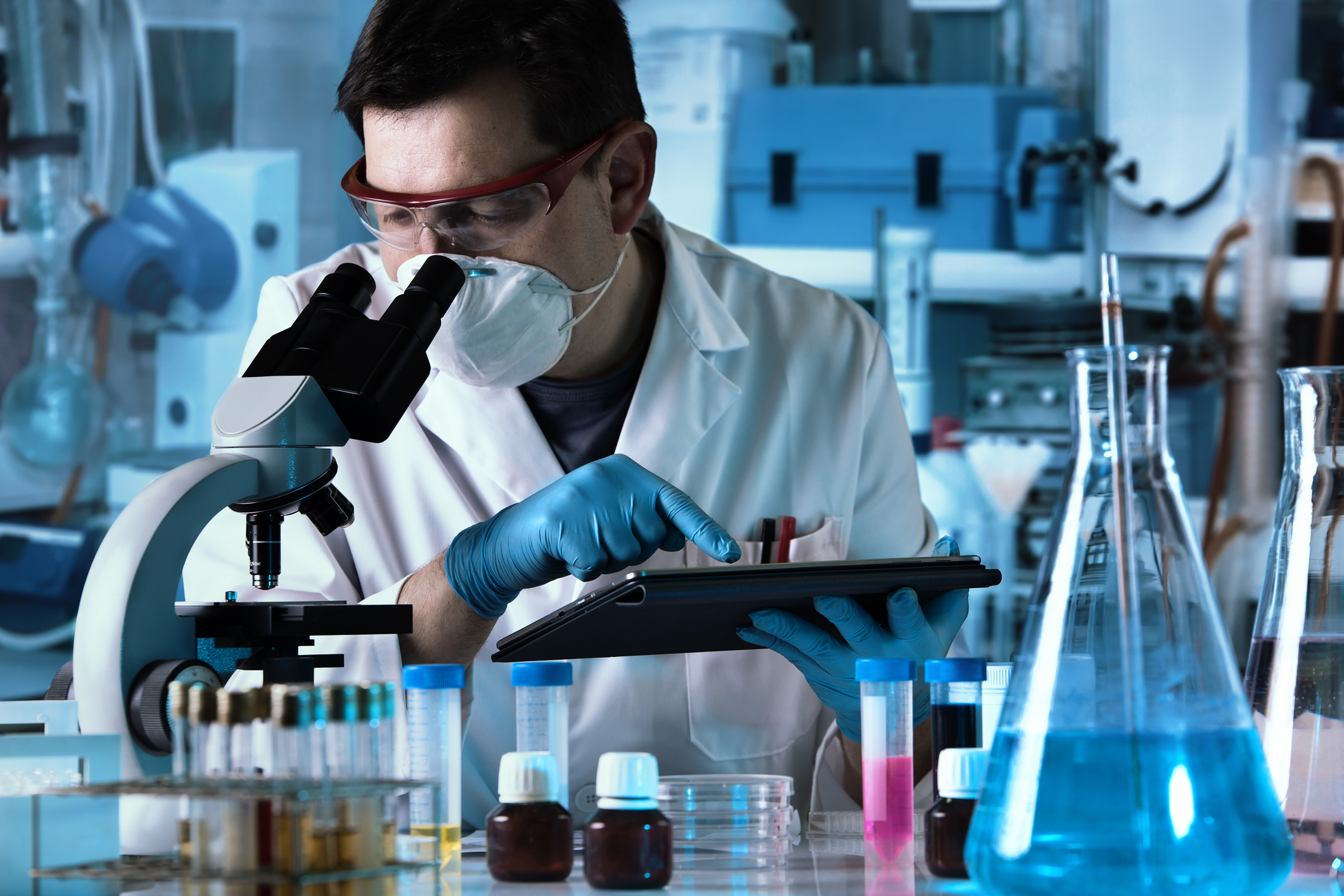 Clinical Engineer | STEM Career Profiles | PMT Education